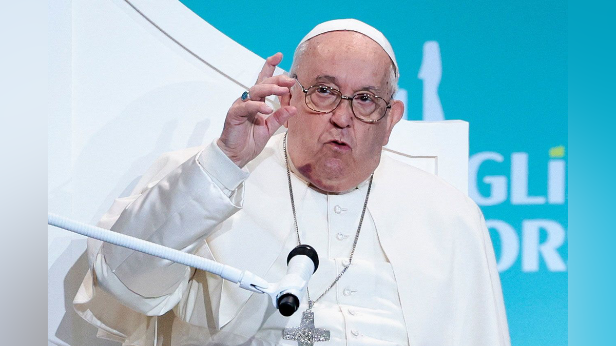 Pope Francis reveals two attempts on his life during 2021 visit to Iraq ...