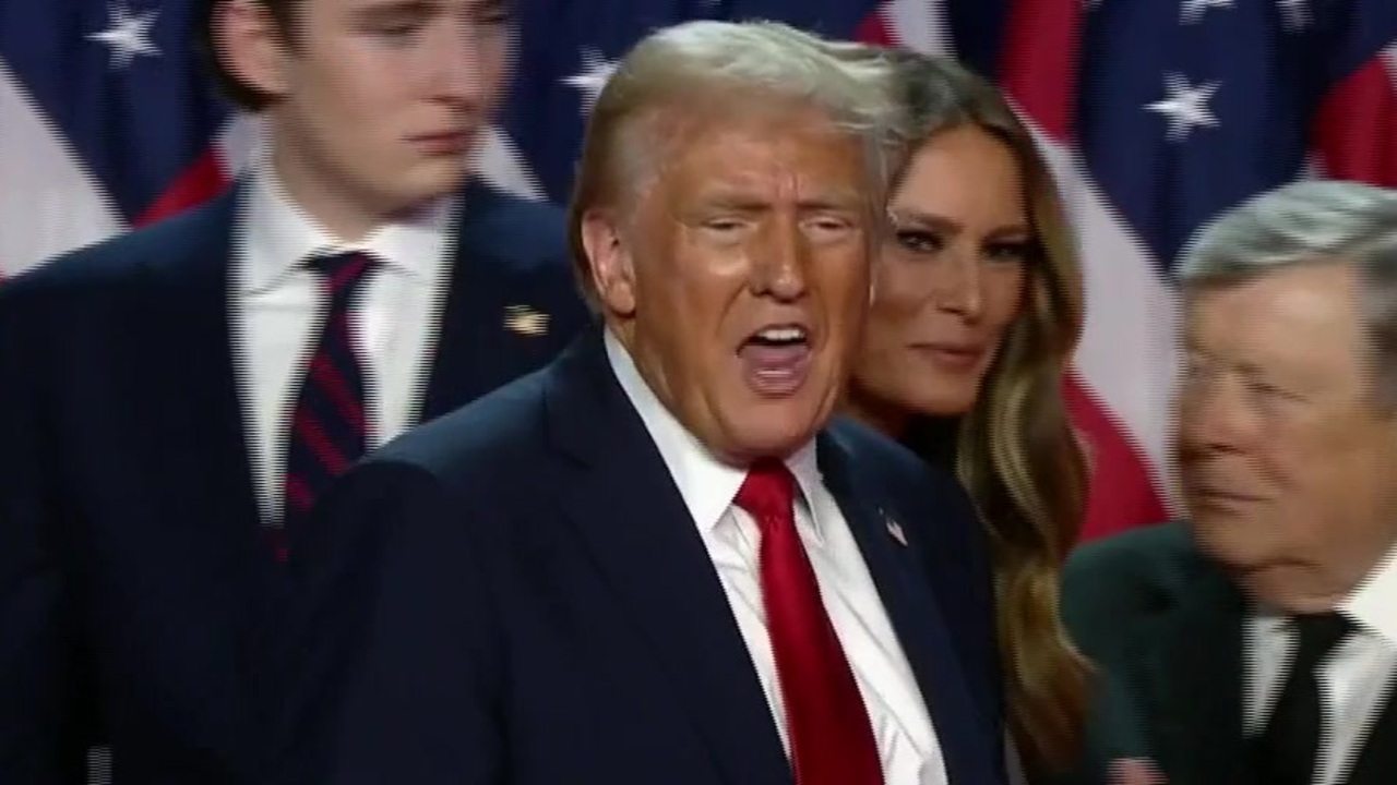 Trump tells prayer breakfast he wants to root out ‘anti-Christian bias ...