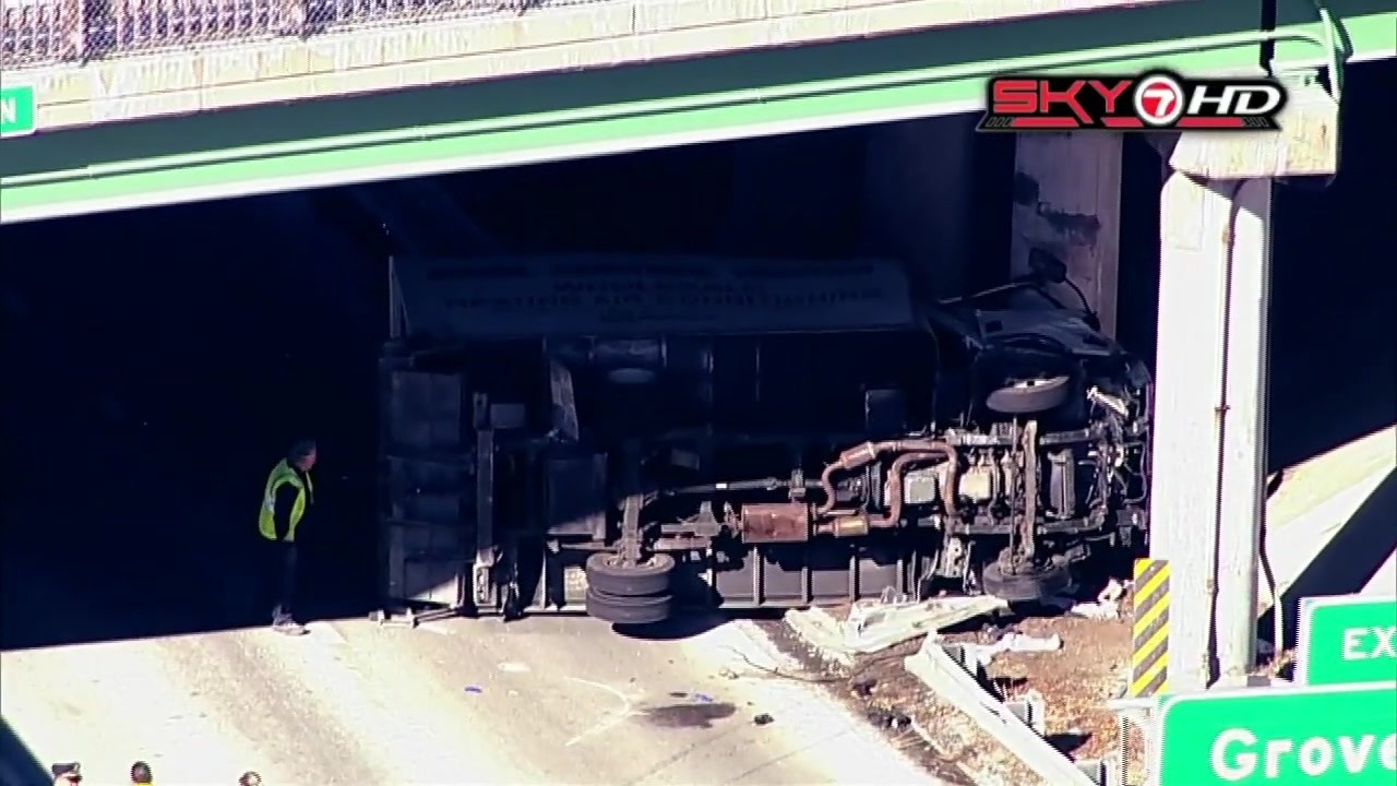 Officials respond to box truck crash on I-95 in Newton - Boston News ...