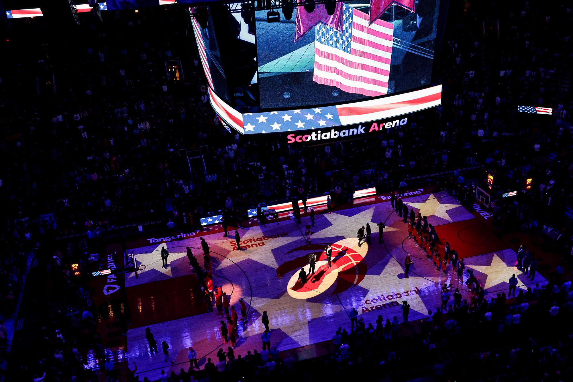Canadian fans continue to boo US national anthem before NBA and NHL ...