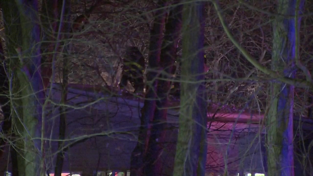 North Andover house catches fire - Boston News, Weather, Sports | WHDH ...