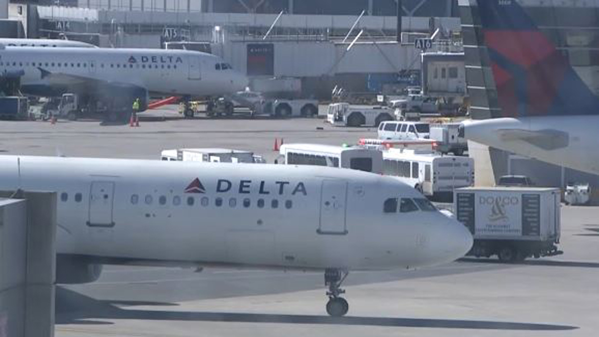 Delta flight returns to Logan shortly after take-off for New Orleans ...