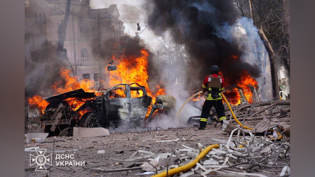 Russian strikes on Ukrainian city of Sumy kill 34, in deadliest attack ...