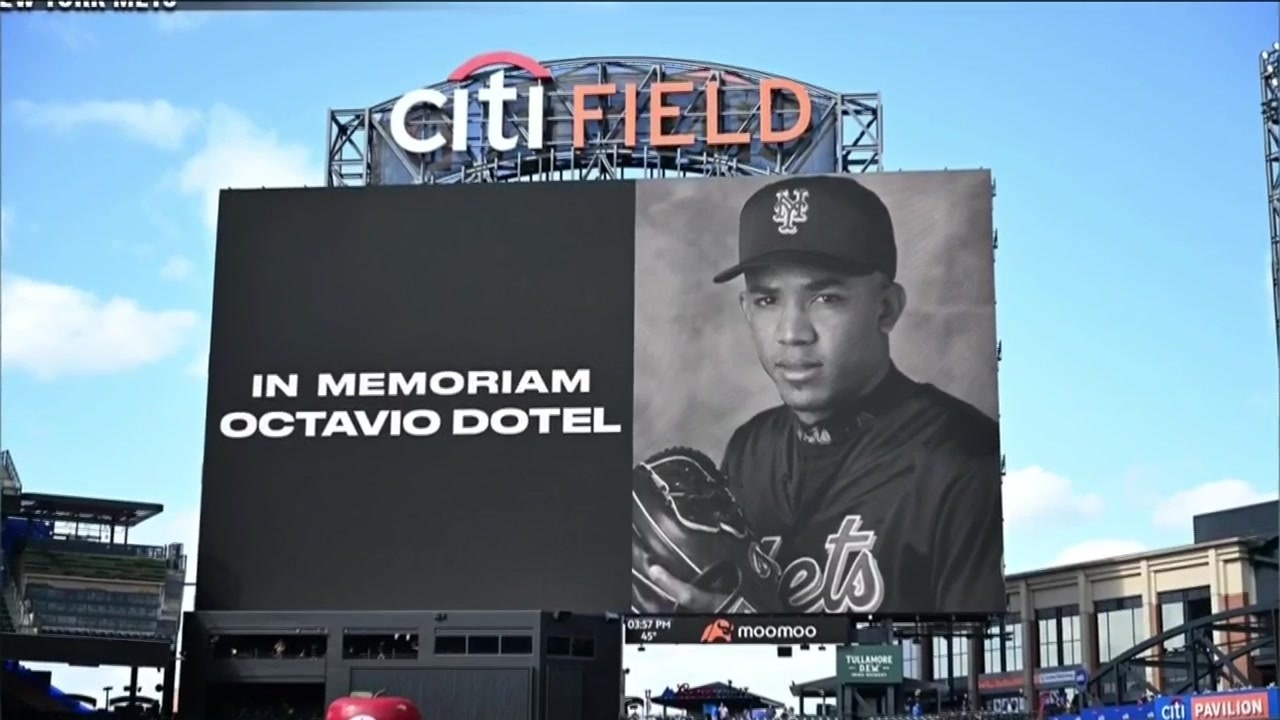 Octavio Dotel, who once held record of pitching for 13 major league ...