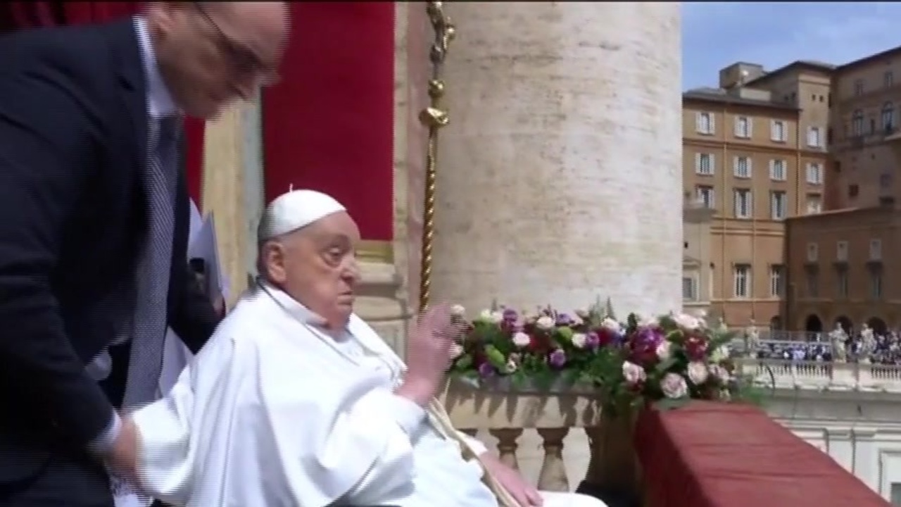 Active to the end, Pope Francis appeared in St. Peter’s Square day ...