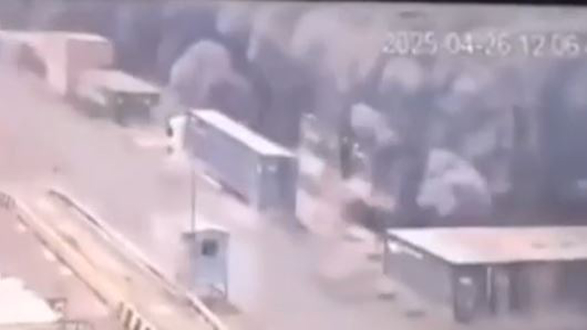 A massive explosion at an Iranian port linked to missile fuel shipment kills 8, injures around ...