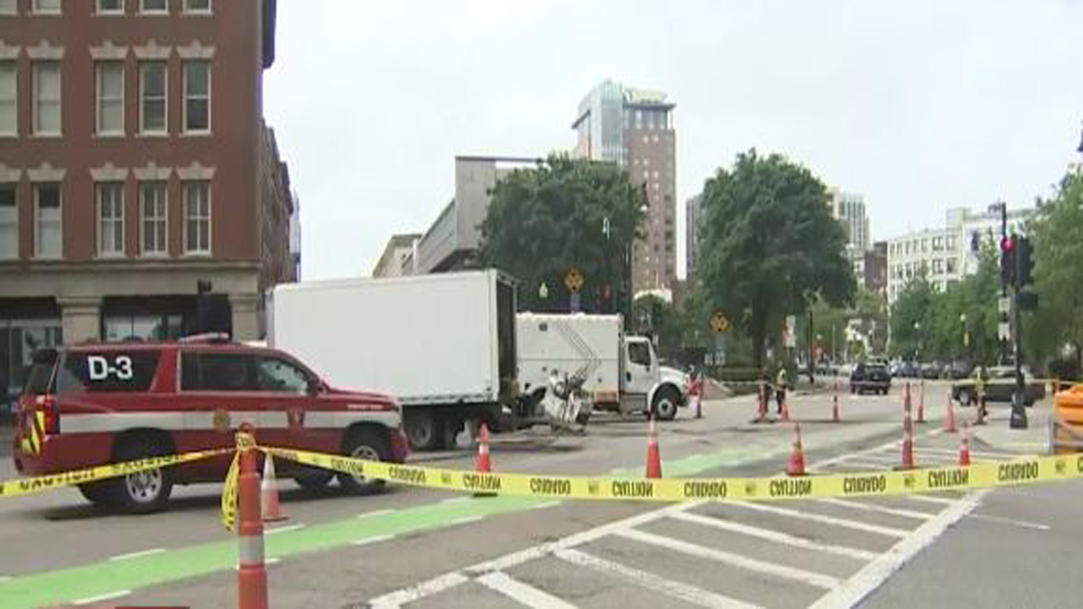 Crews responding to gas leak near South Station - Boston News, Weather ...