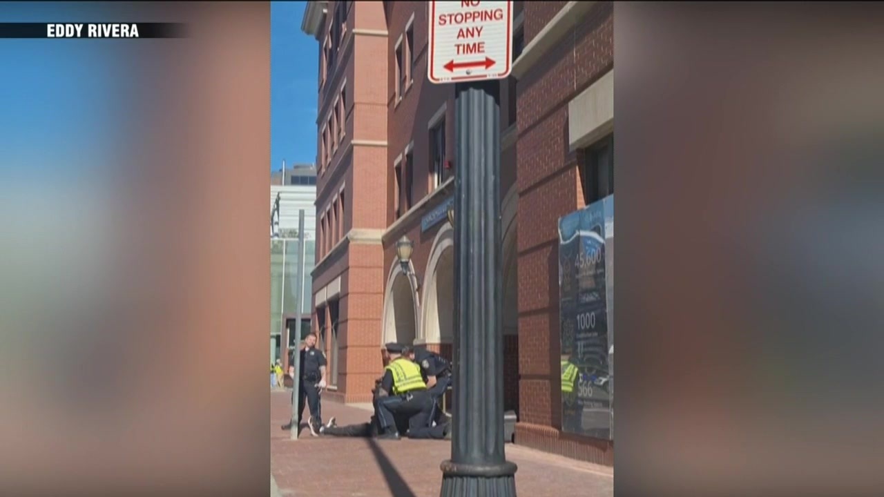 Suspect shoots self with Boston police officer’s gun after struggle ...