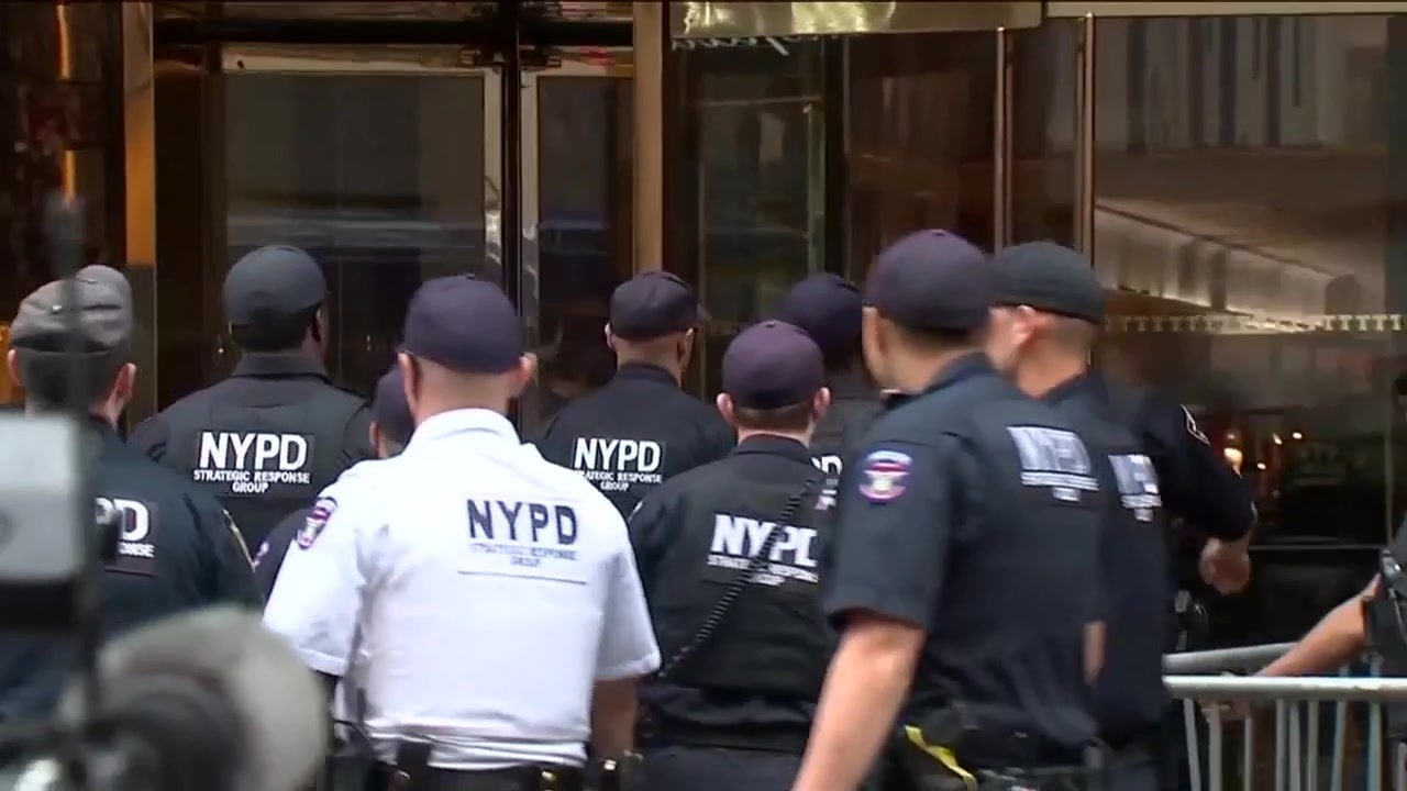 Demonstrators protesting mass deportation inside Trump Tower arrested ...