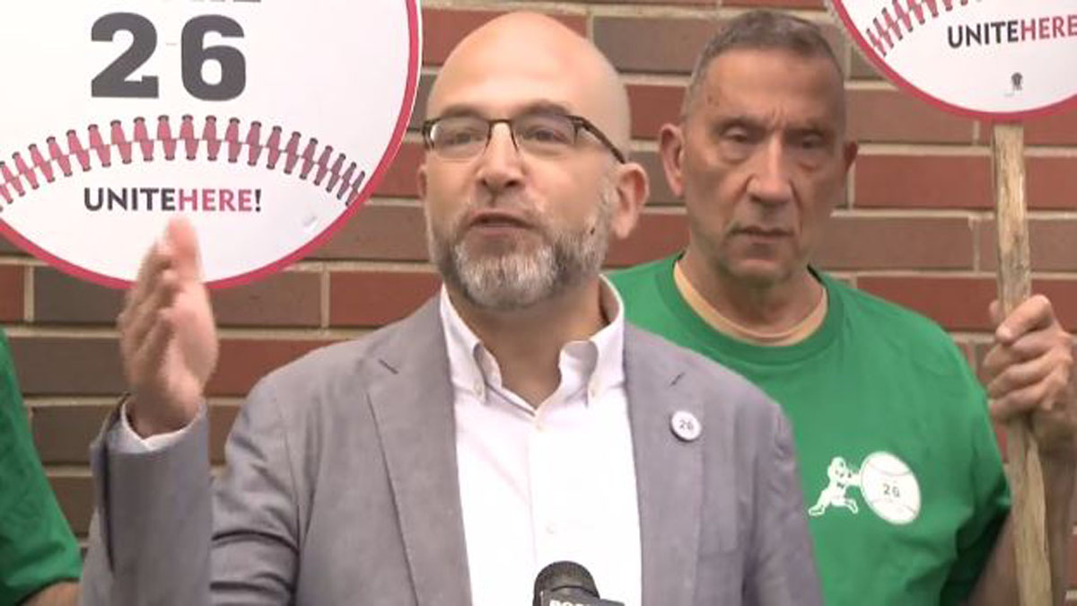 Fenway Park concession workers preparing to picket as strike deadline ...