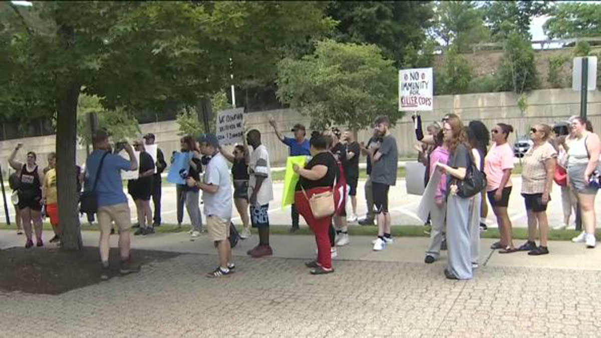 Community rallies amid investigation into man’s death in Haverhill ...