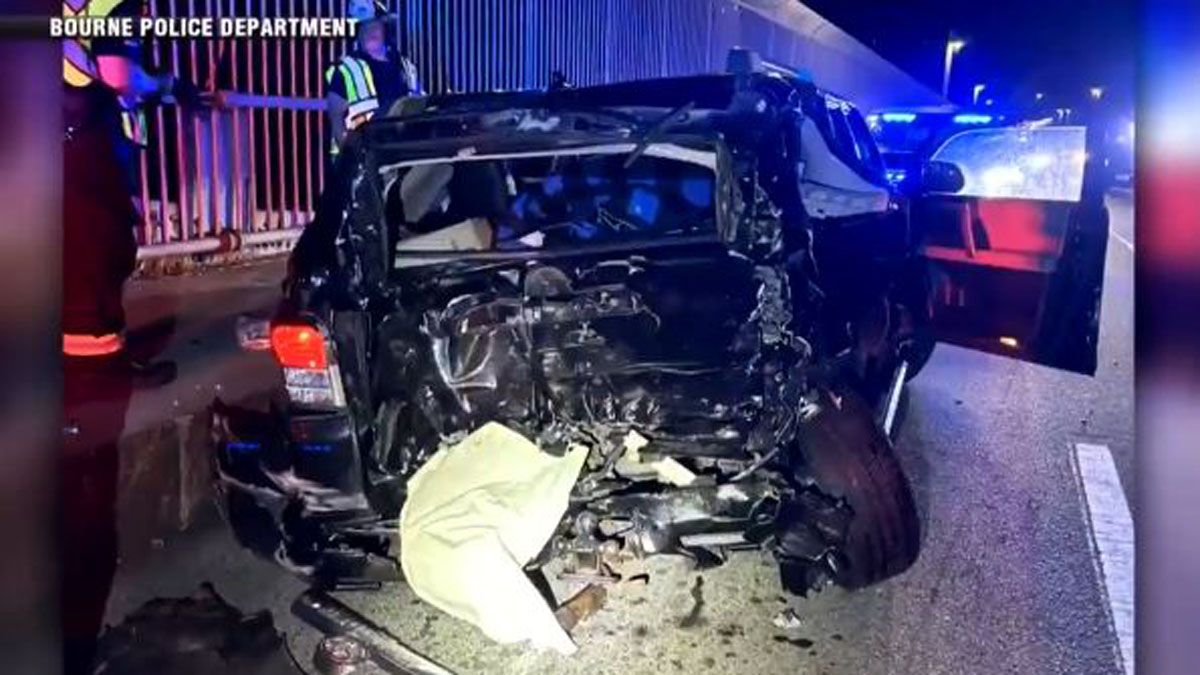 Maine man facing OUI, gun charges after crash on Bourne Bridge - Boston ...