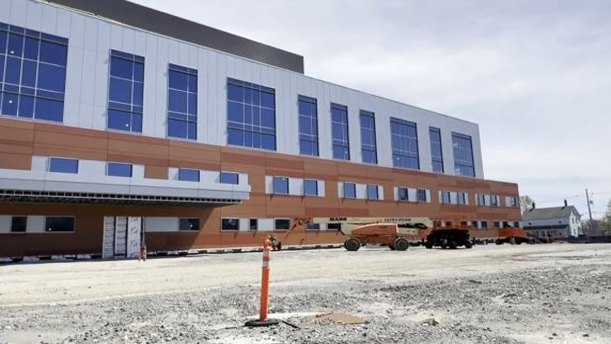 Community rallies to call for new operator at Norwood Hospital site ...