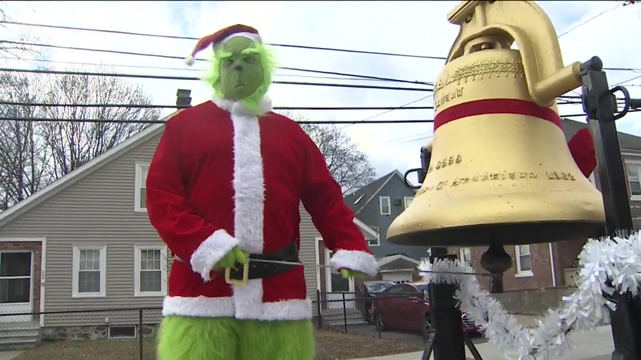 Families gather for Newton Christmas parade - Boston News, Weather ...