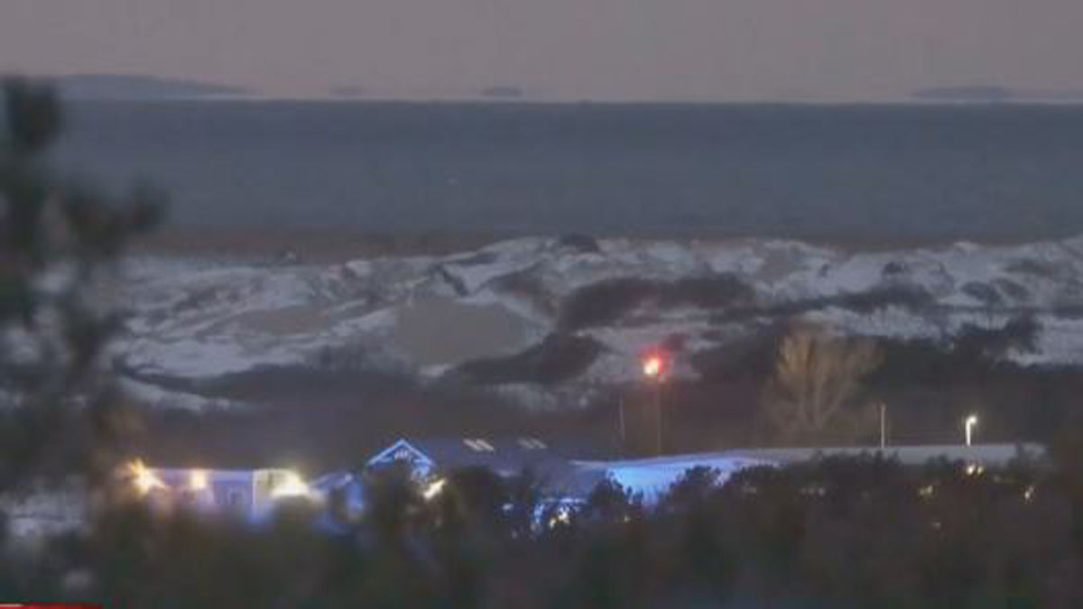 Small plane crash at Cape Cod airport leaves pilot dead - Boston News ...