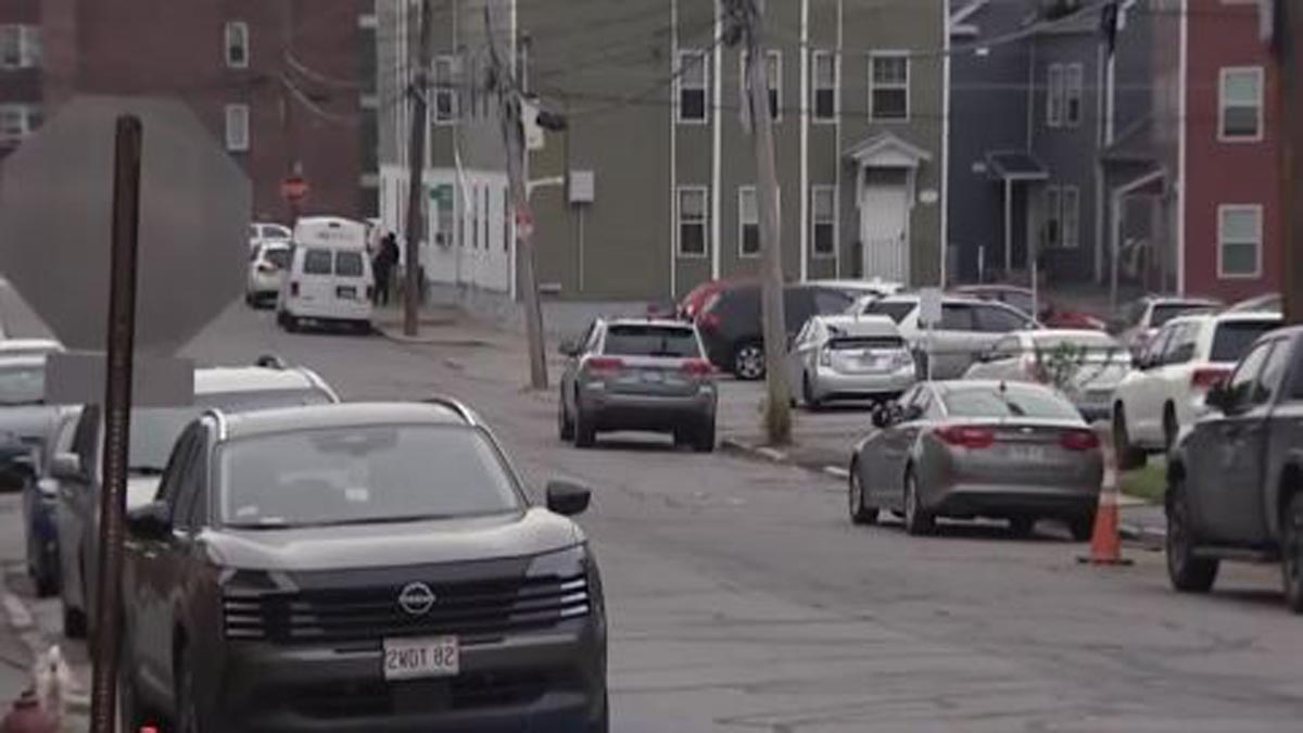 LOWELL, Mass. (WHDH) – Boston News, Weather, Sports | WHDH 7News