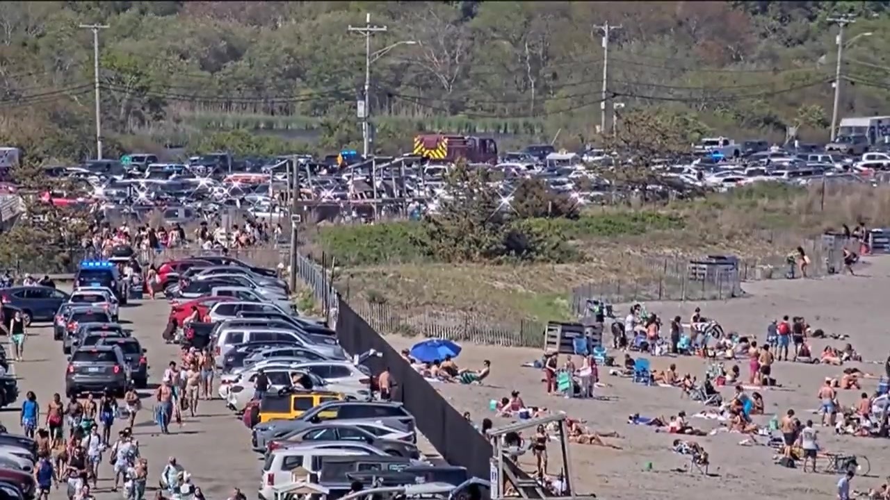 Heat brings rowdy crowds to area beaches - Boston News, Weather, Sports ...