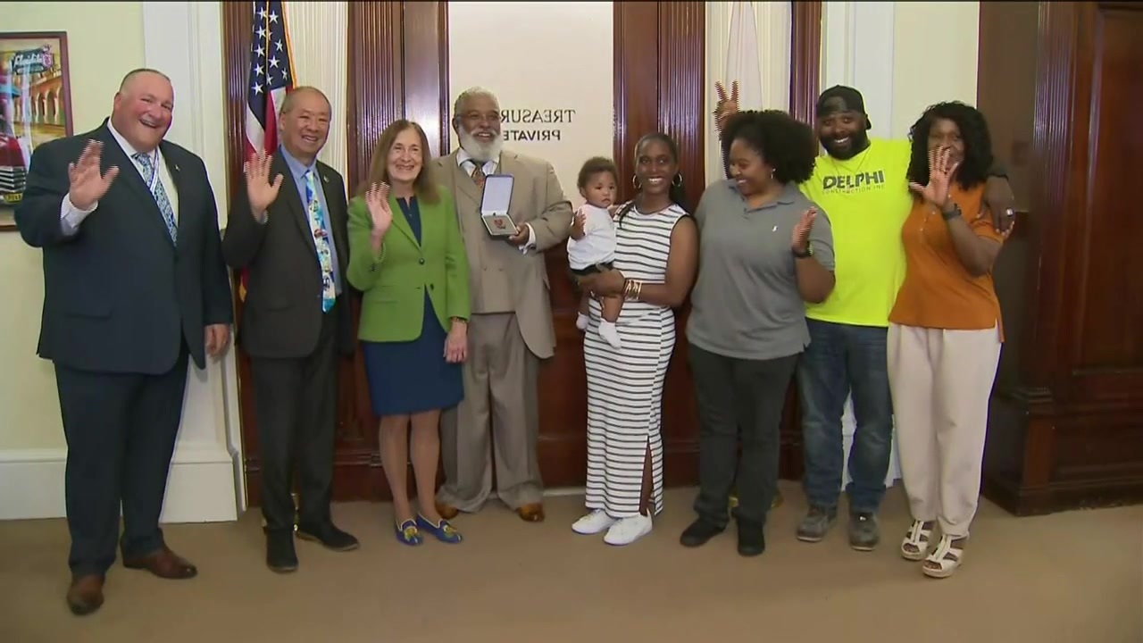 Bronze Star Medal that went missing 35 years ago returned to family of ...