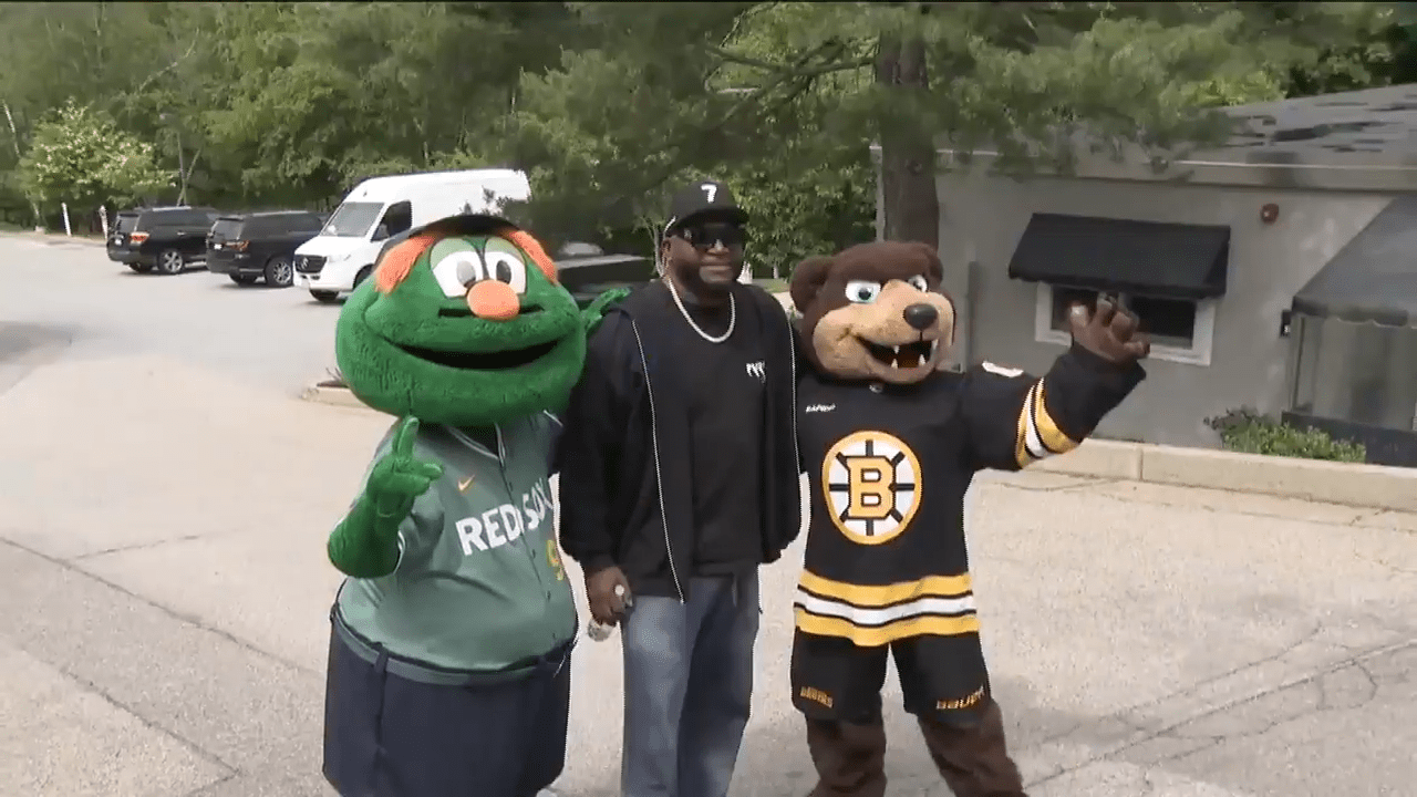 David Ortiz brings Boston sports champions together for annual charity ...