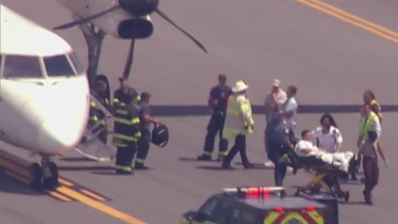 Co-pilot lands diverted plane at Logan when captain has medical ...