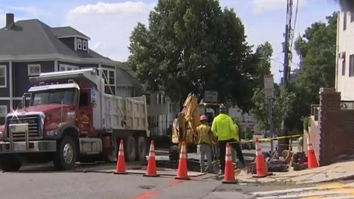 Crews working to repair water main break in Somerville - Boston News ...